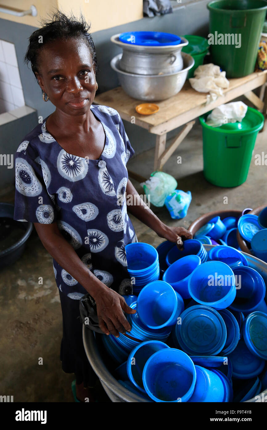 African primary school. Dishes Stock Photo - Alamy