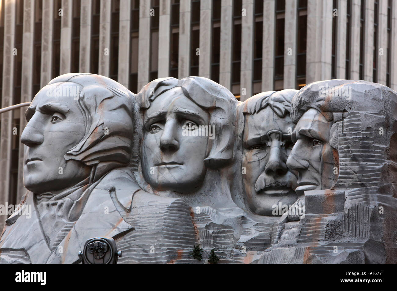 Macy's Thanksgiving Day Parade. Mount Rushmore float Stock Photo - Alamy