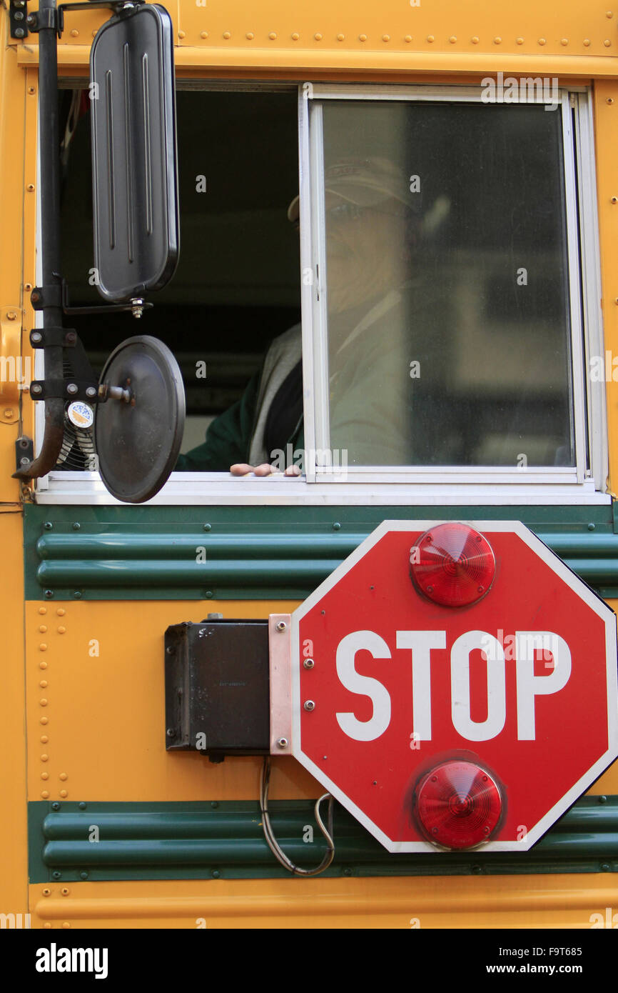 School bus sign hi-res stock photography and images - Alamy