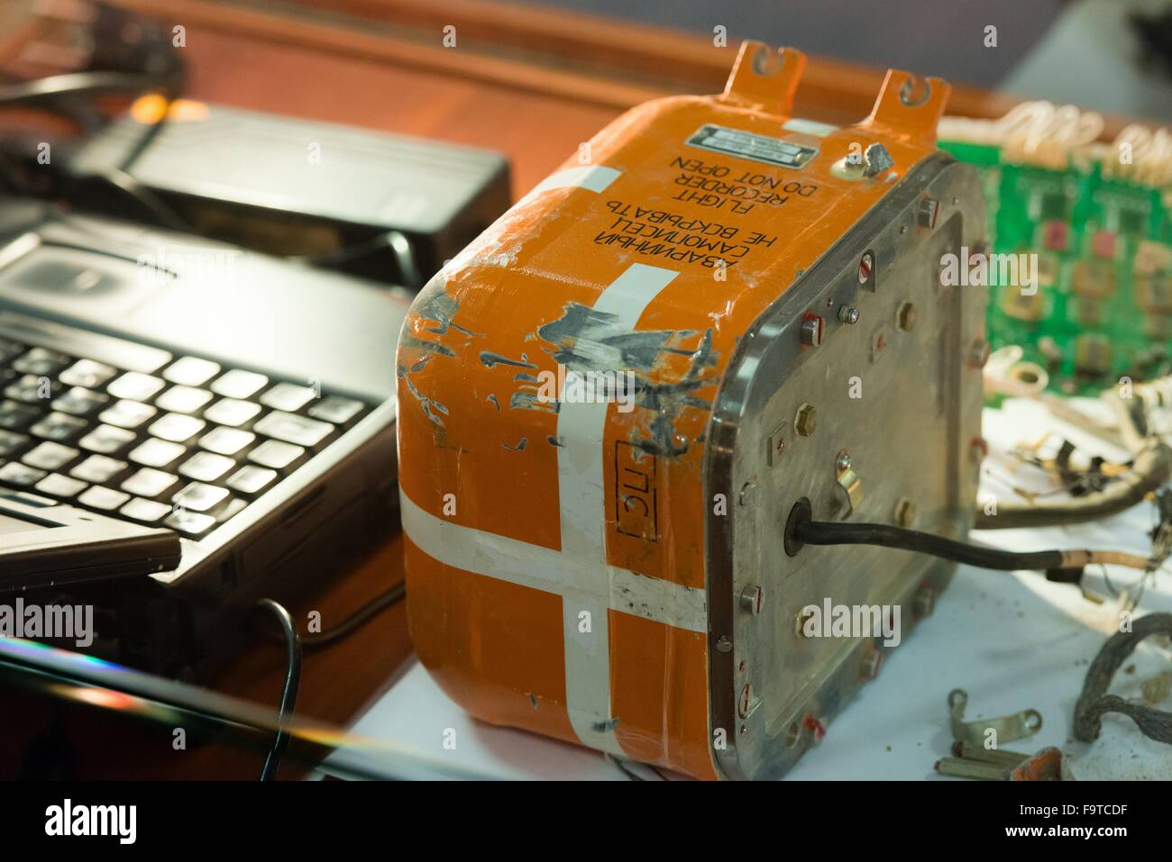 Russian military experts started the decoding of the flight recorder of ...