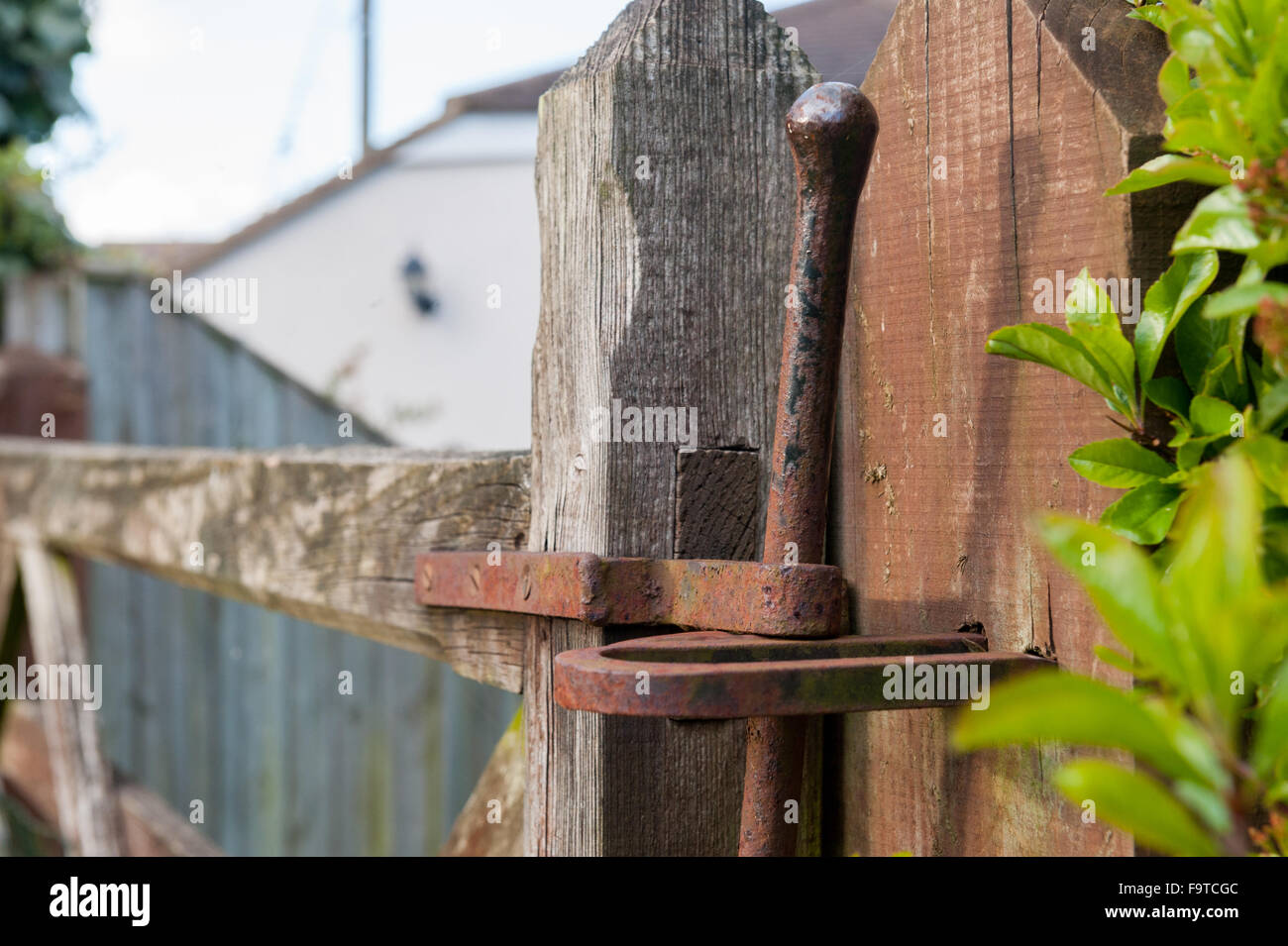 Keep gate closed hi-res stock photography and images - Alamy