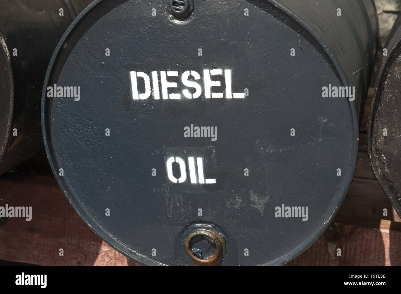Oil drum hi-res stock photography and images - Alamy