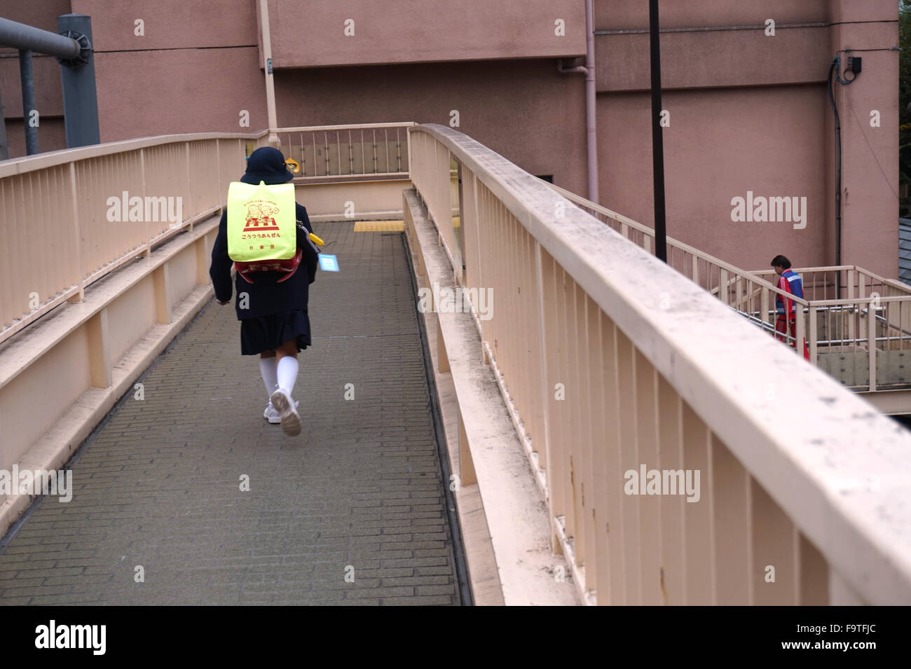 Student footbridge hi-res stock photography and images - Alamy