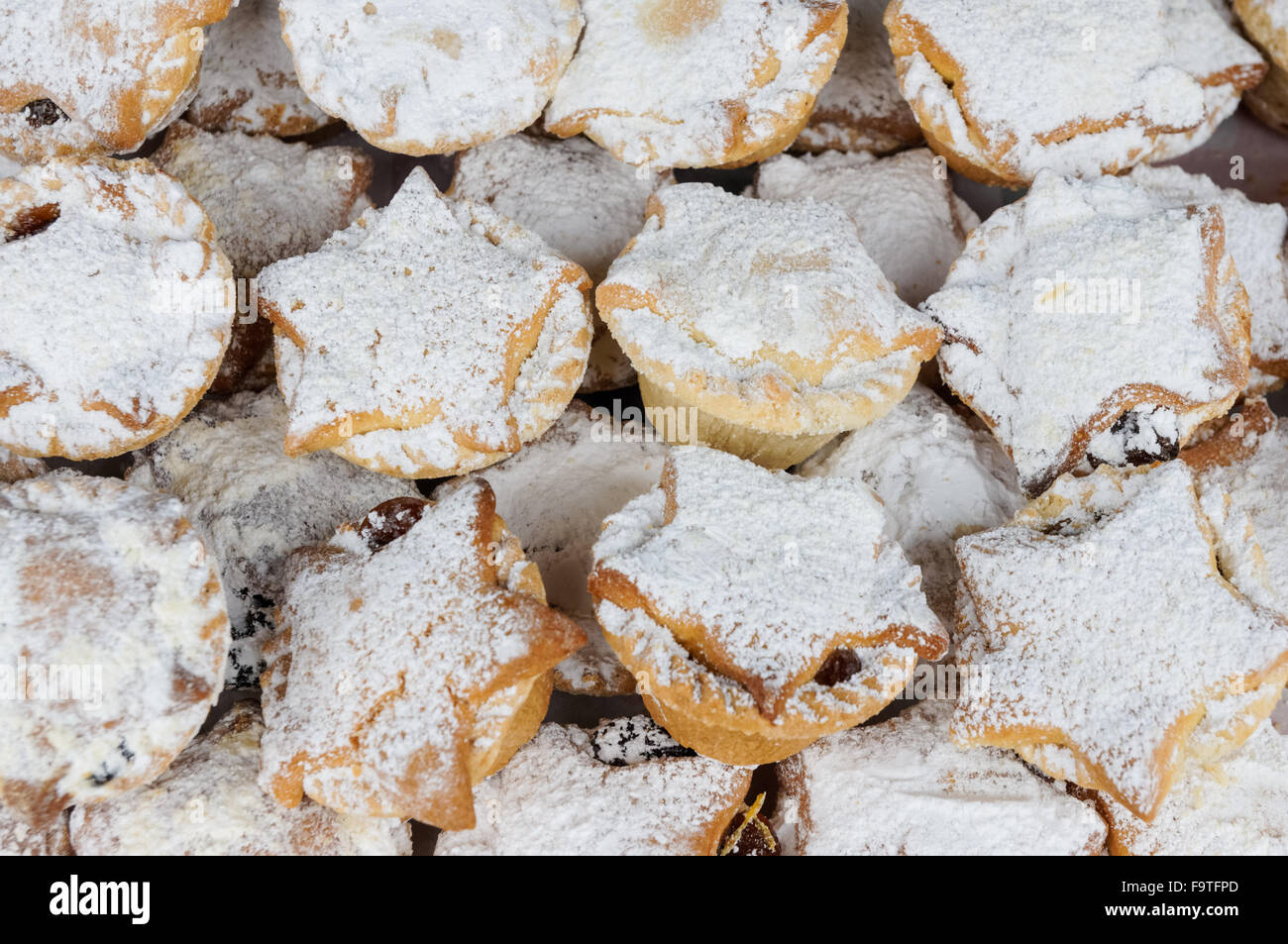 Pies selling hi-res stock photography and images - Alamy