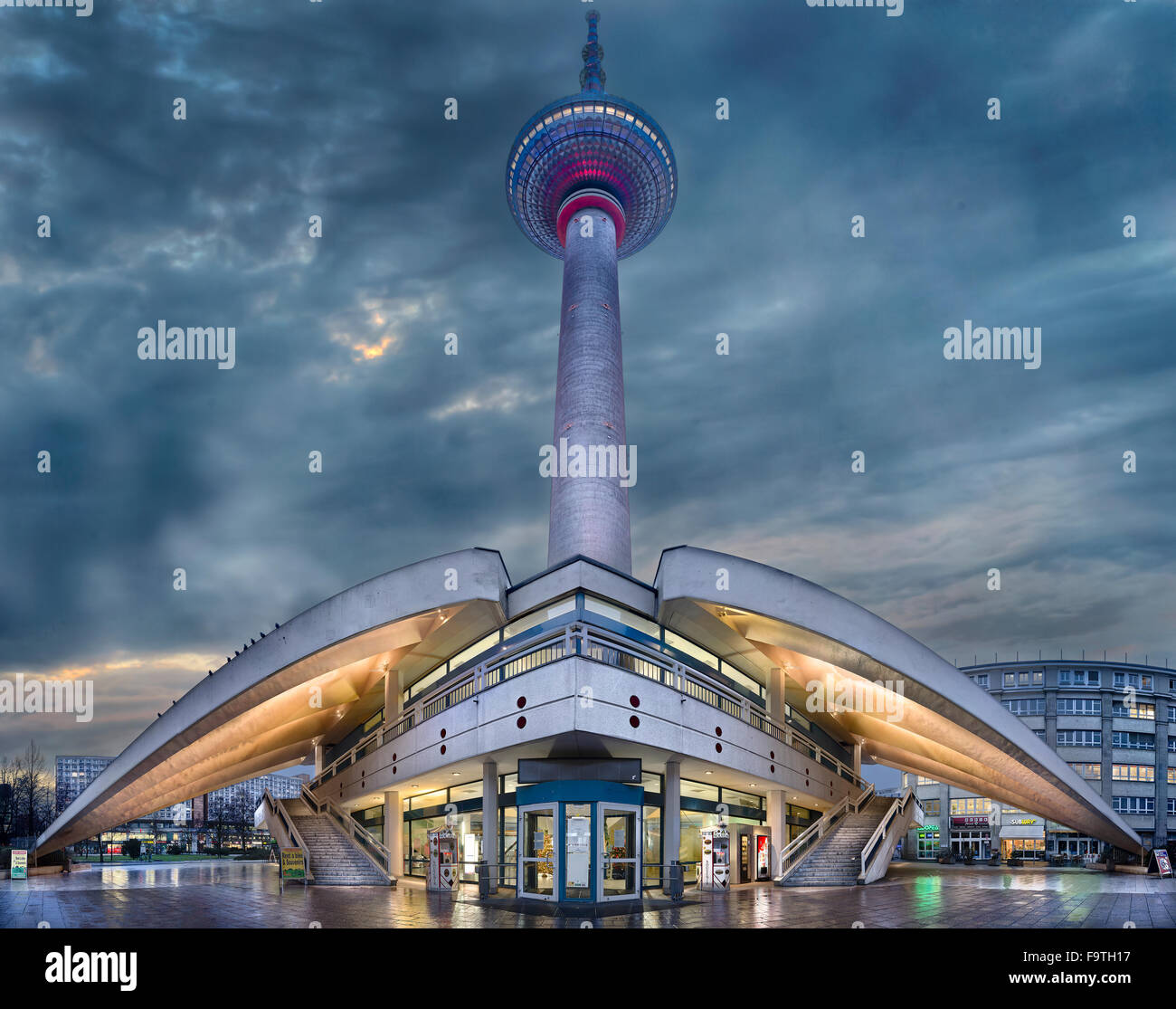 Fernsehturm berlin hi-res stock photography and images - Alamy