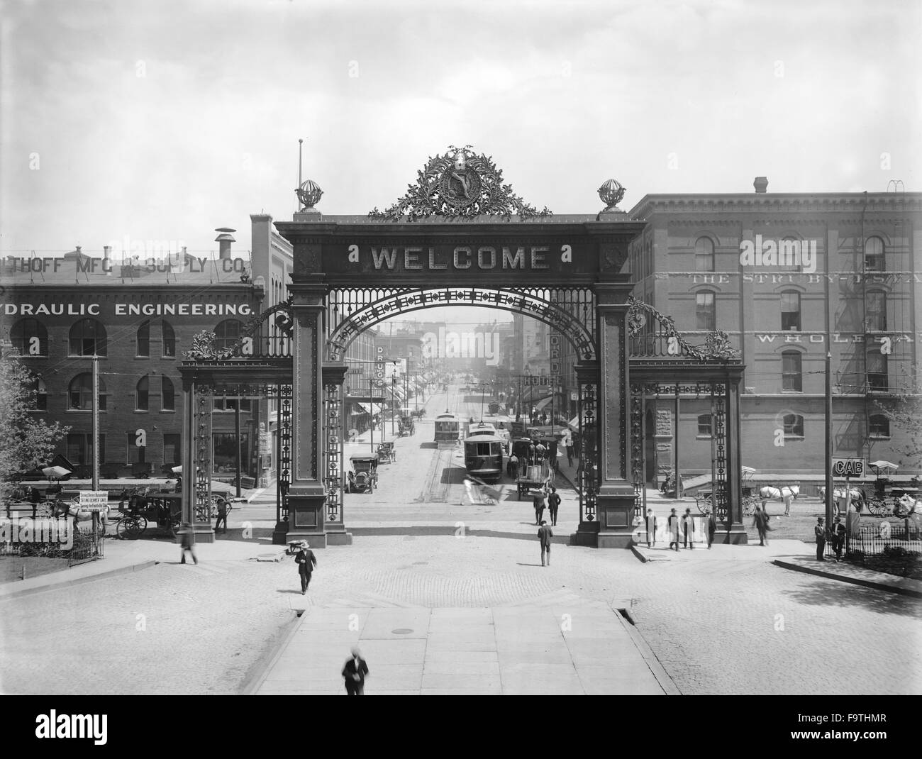 Street Scene, Welcome Arch, Union Depot, Denver, Colorado, USA, circa ...