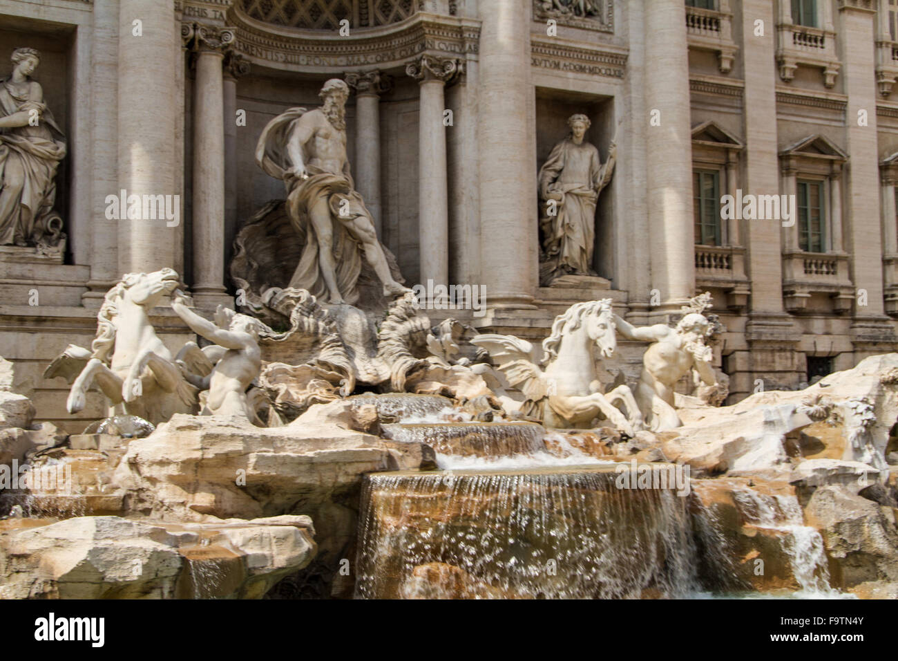Fountain di Trevi - most famous Rome's fountains in the world. Italy ...