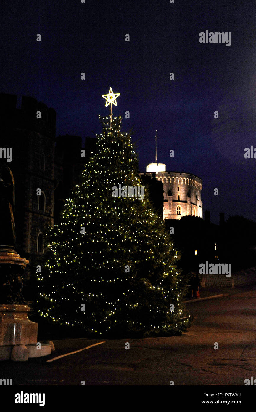 Windsor family tree hi-res stock photography and images - Alamy