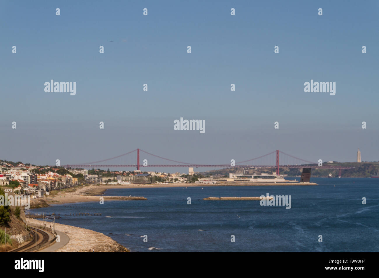 Tejo river with the city of Lisbon in the background Stock Photo - Alamy