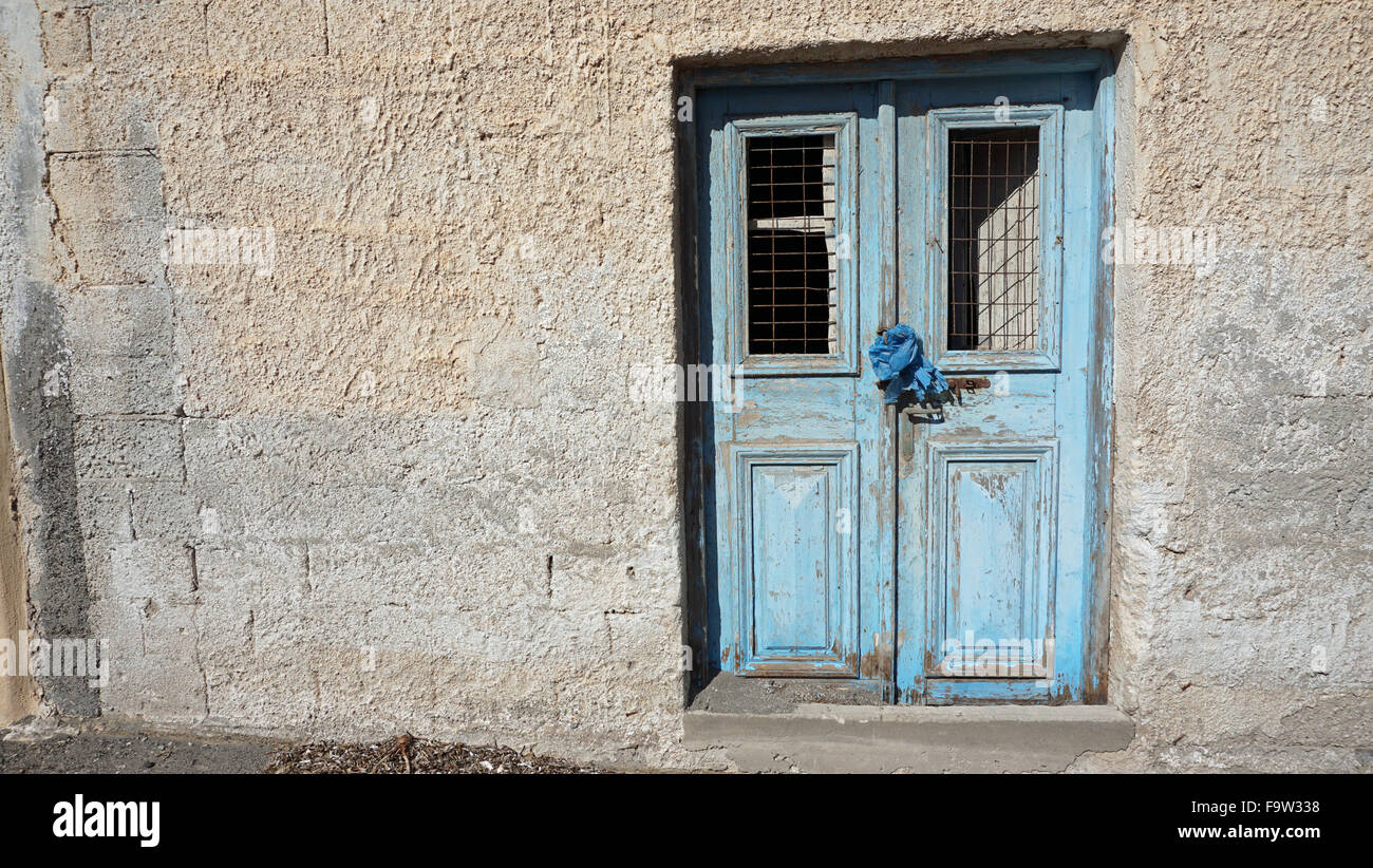 Broken entrance door hi-res stock photography and images - Alamy