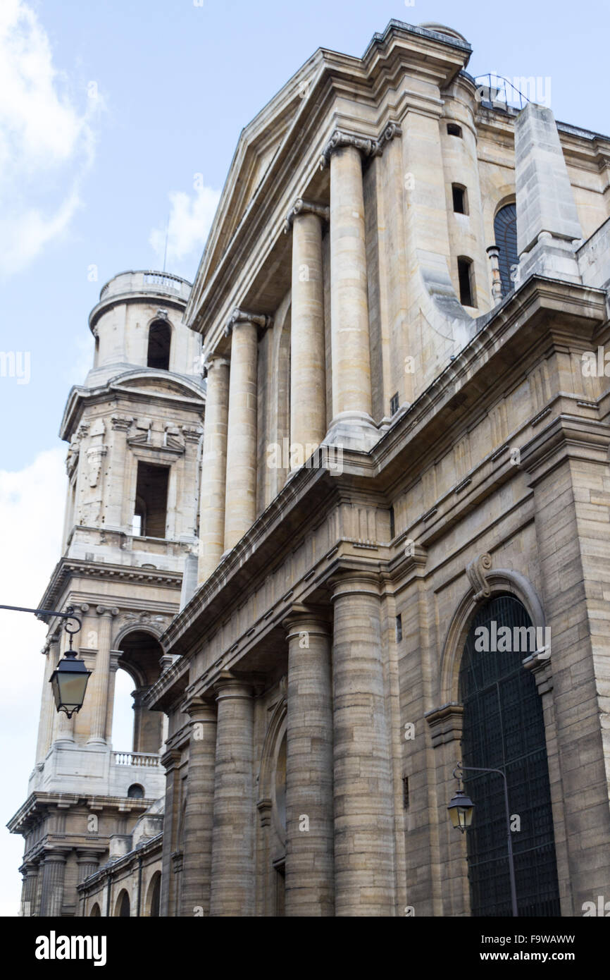 Historic building in Paris France Stock Photo - Alamy