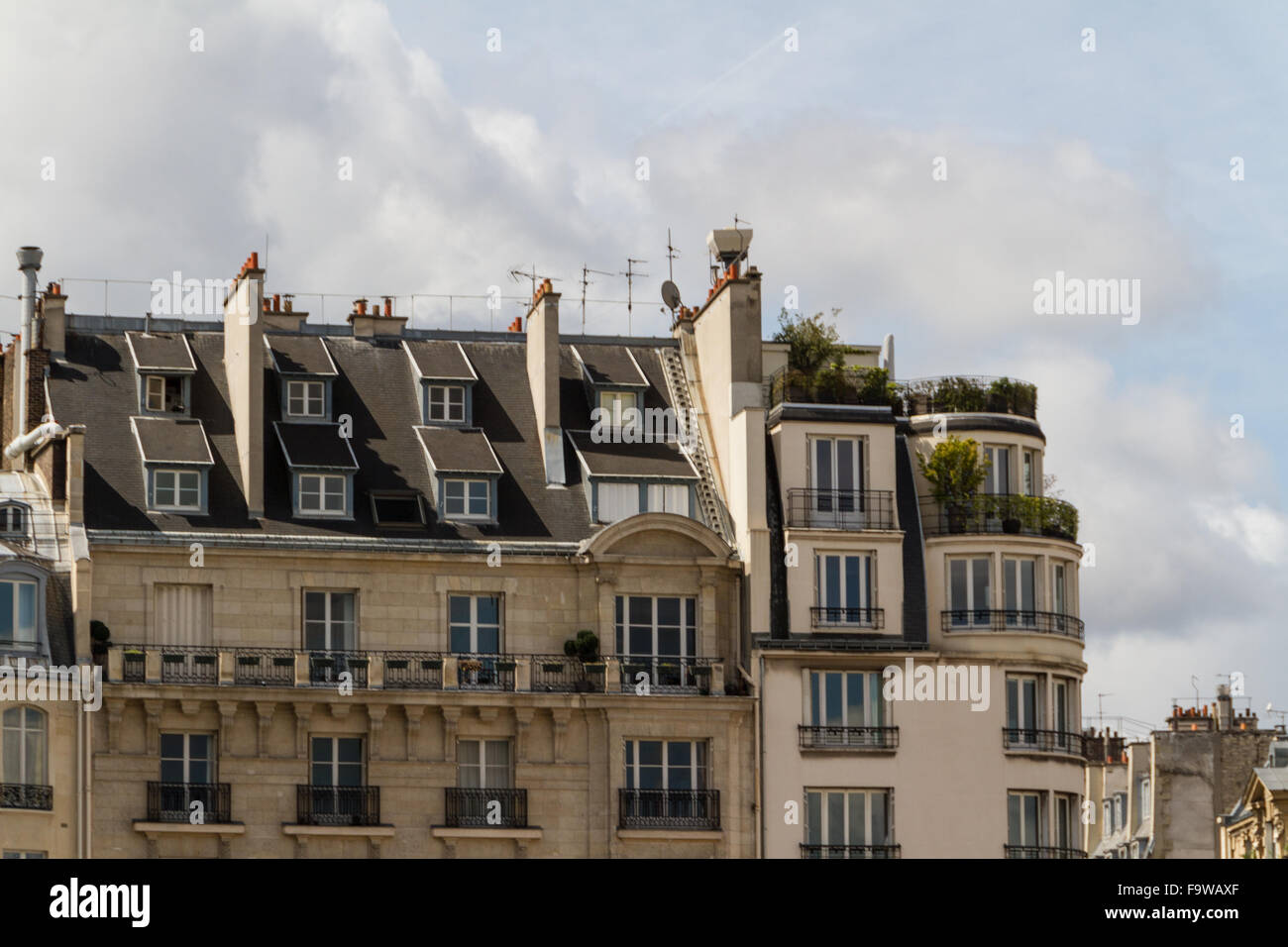 Historic building in Paris France Stock Photo - Alamy