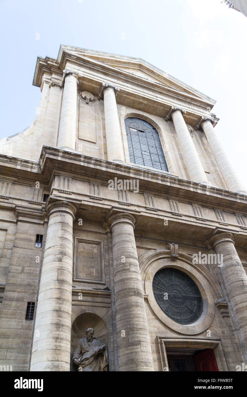 Historic building in Paris France Stock Photo - Alamy