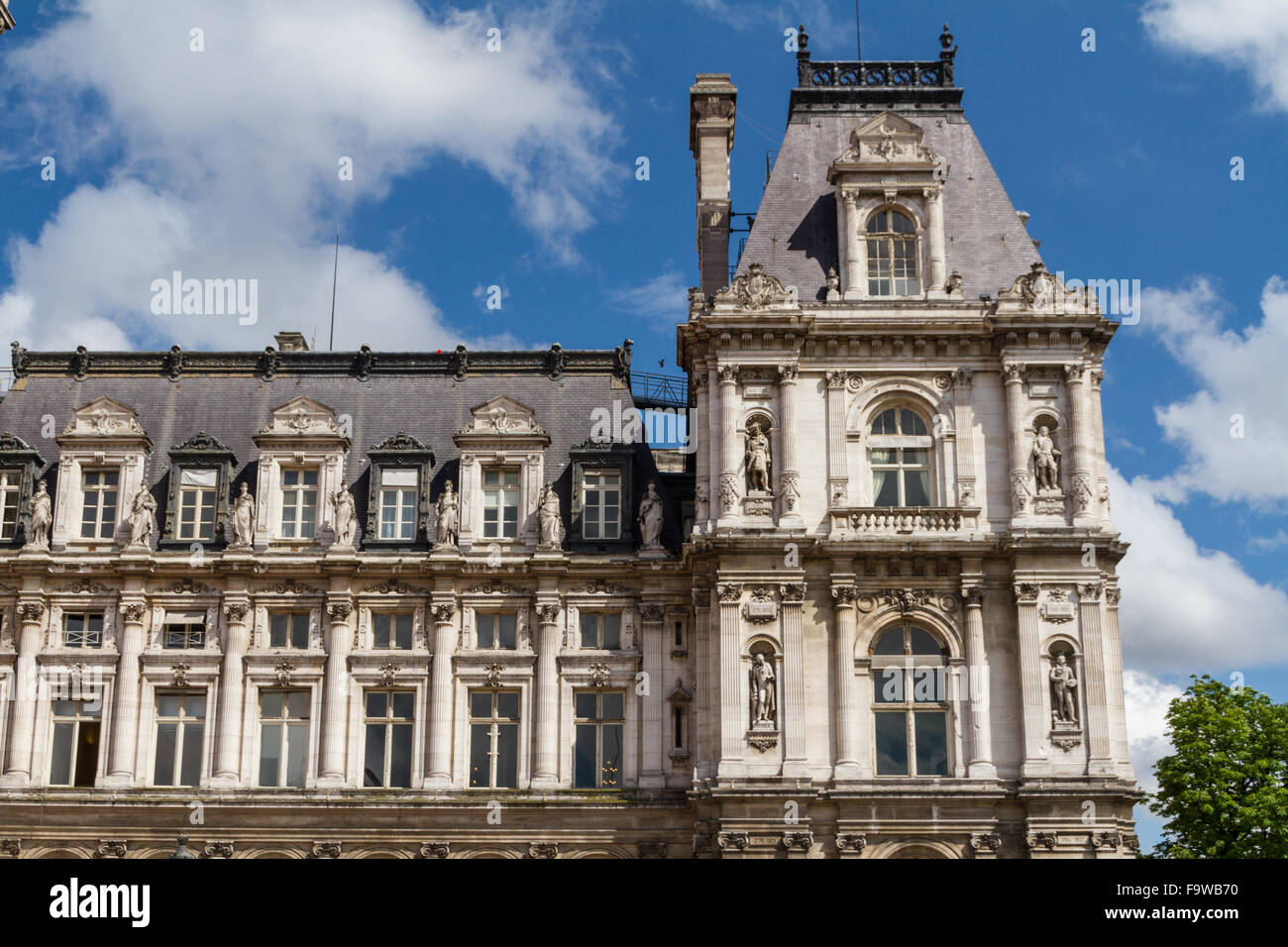 Historic building in Paris France Stock Photo - Alamy