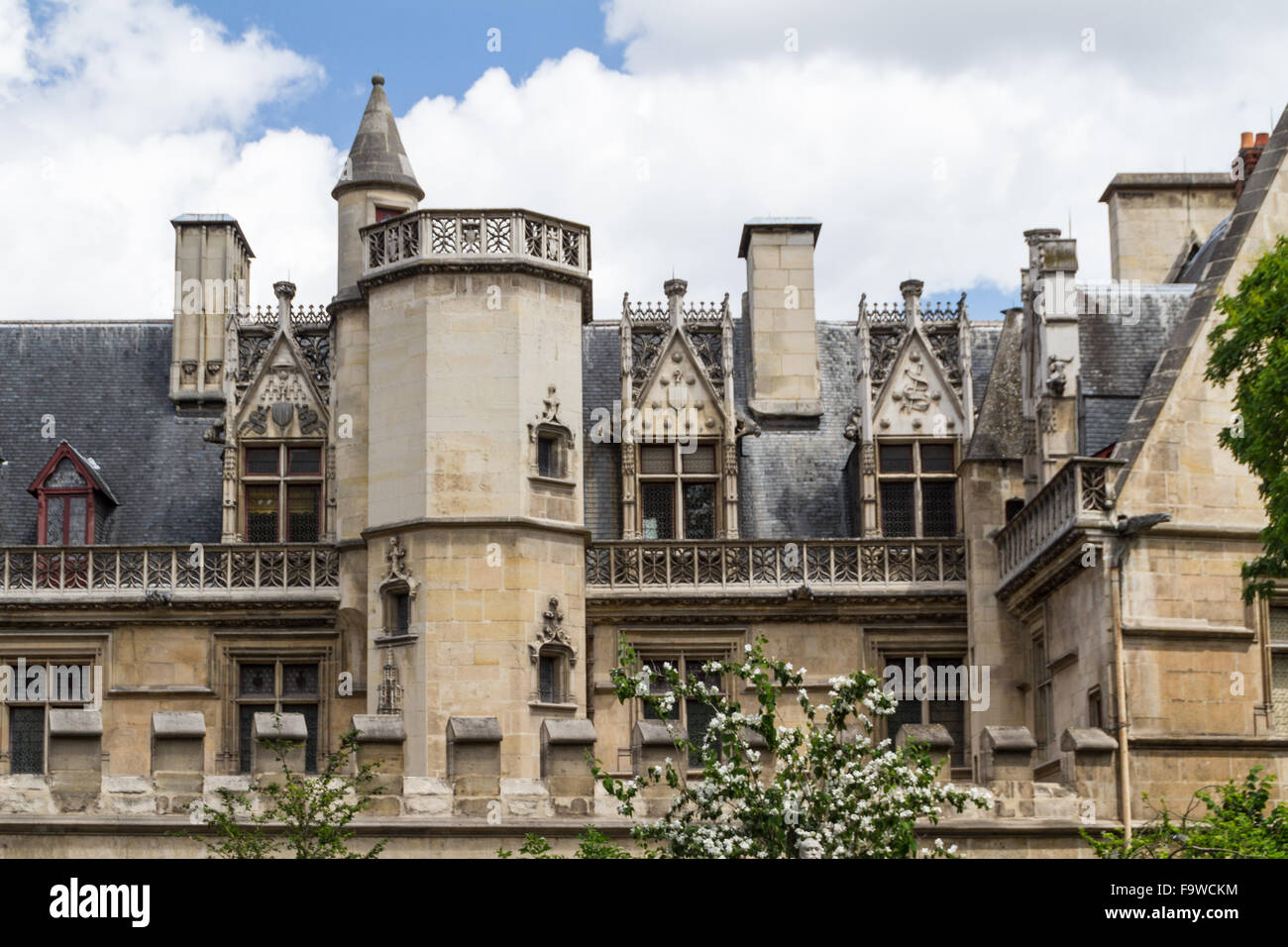 Historic building in Paris France Stock Photo - Alamy