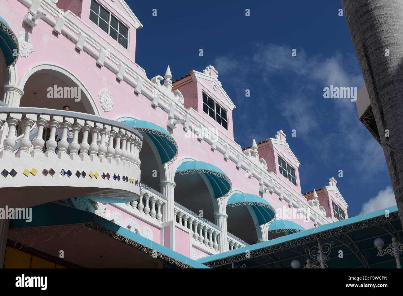 Art deco building in Oranjestad Aruba in the Caribbean Stock Photo - Alamy