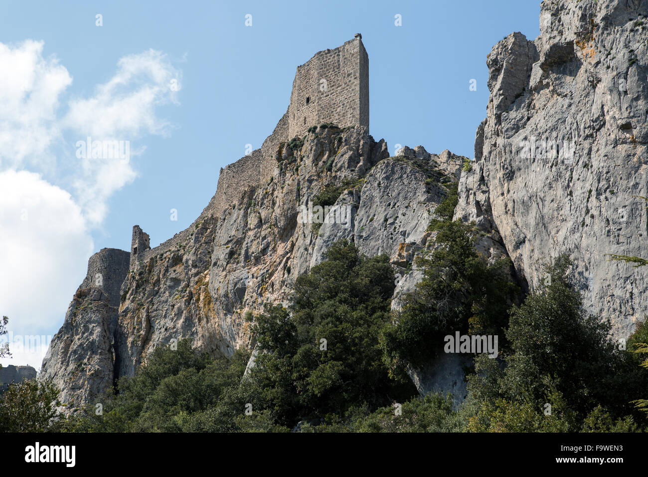 Peyrepertuse castle and mountain in French Pyrenees Stock Photo - Alamy
