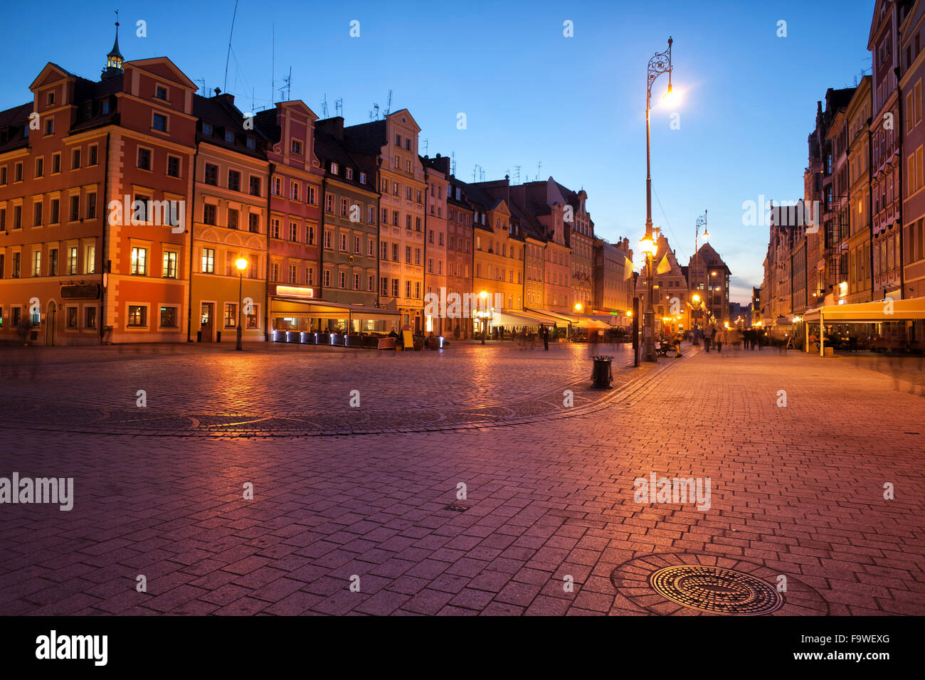 Wroclaw night hi-res stock photography and images - Alamy