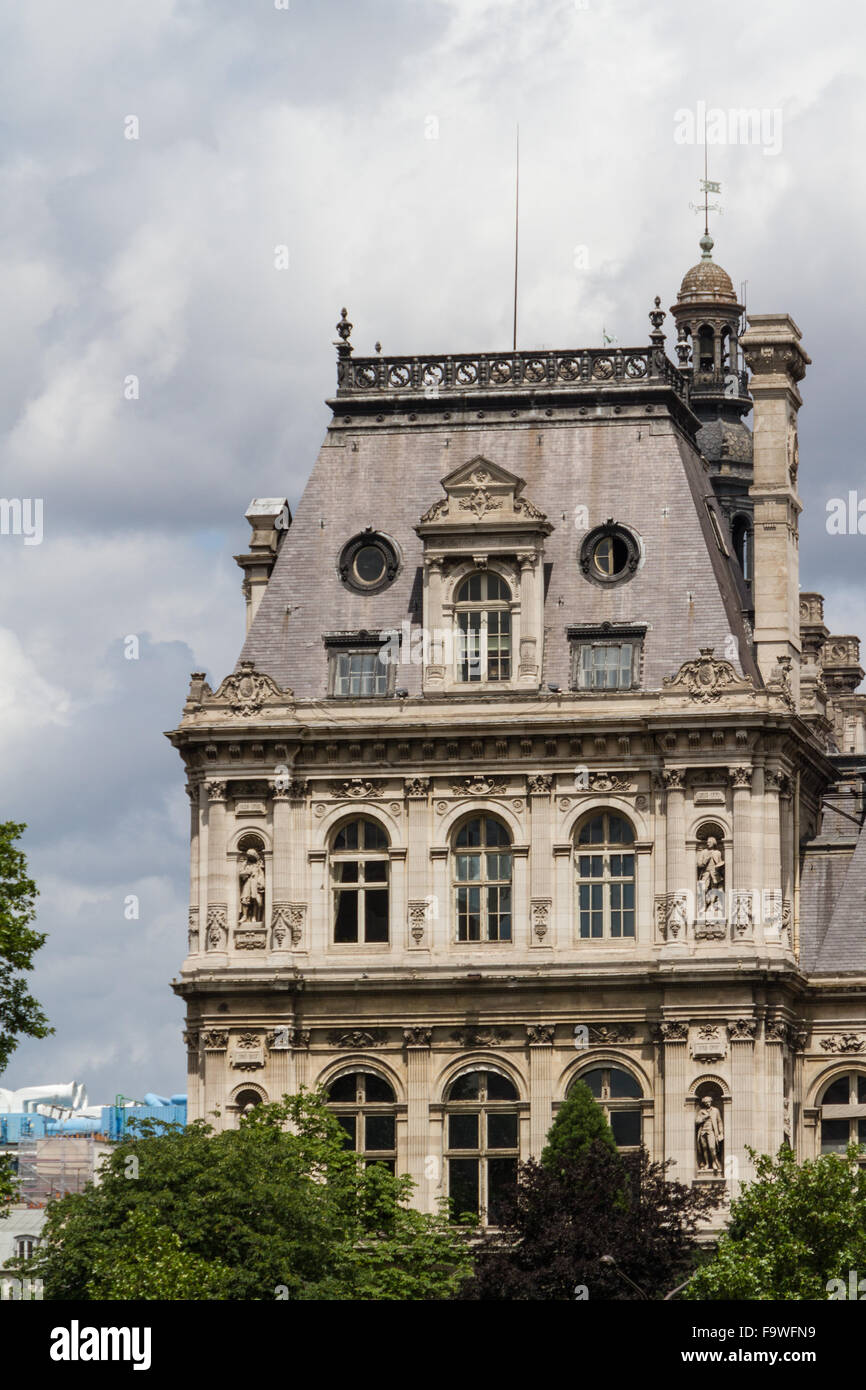 Historic building in Paris France Stock Photo - Alamy
