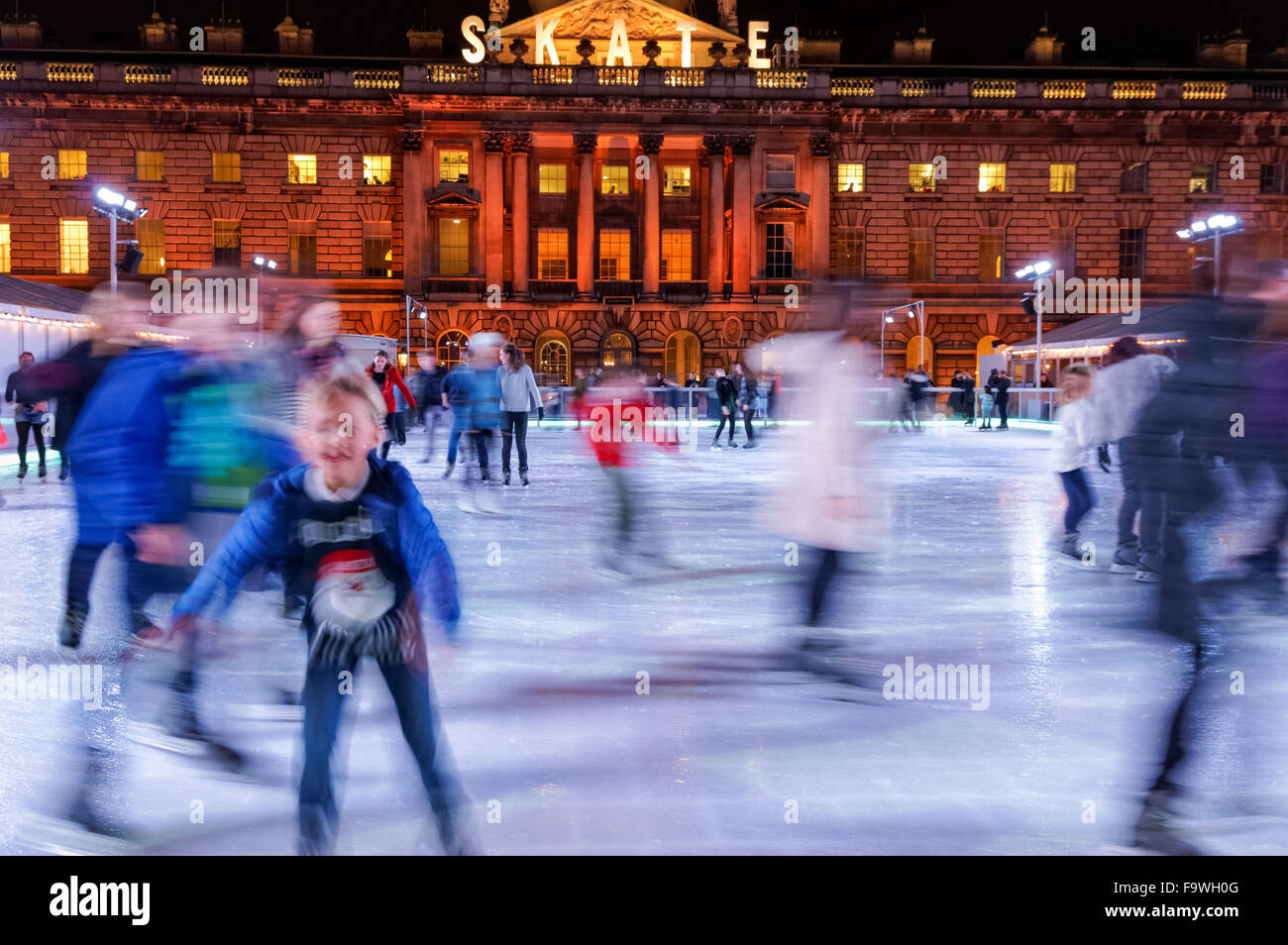 Ice rink london skating night fun hi-res stock photography and images ...