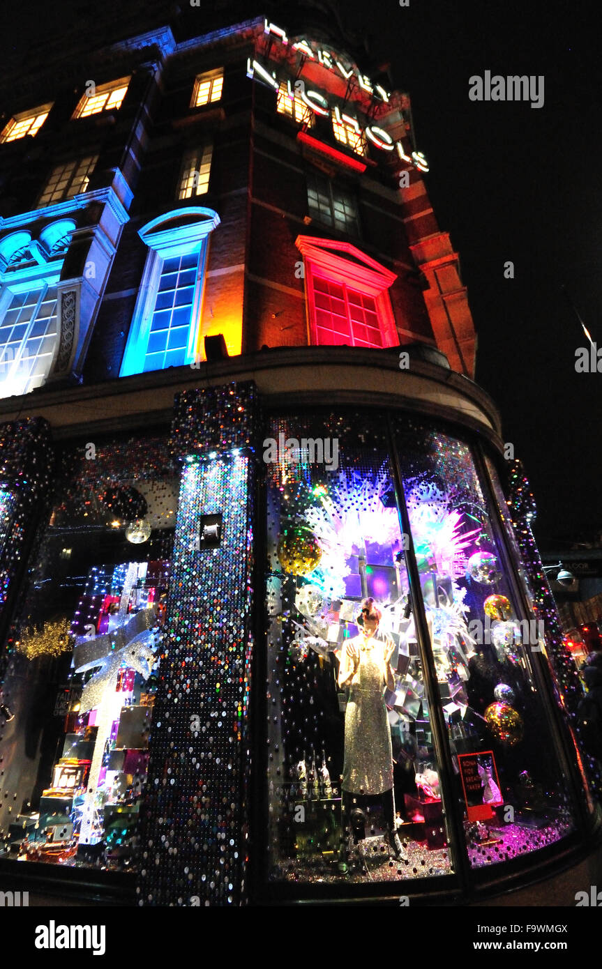 Shop window decorated for Christmas in Knightsbridge,London Stock Photo ...