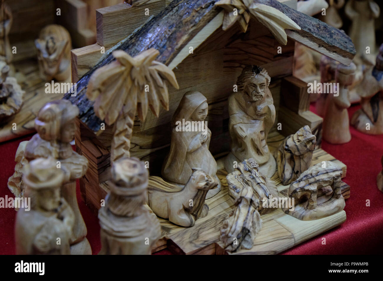 Wooden Creche Christmas nativity scene Stock Photo - Alamy