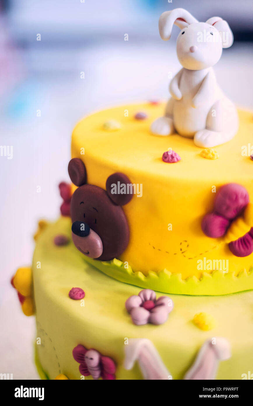 Children's birthday cake Stock Photo - Alamy