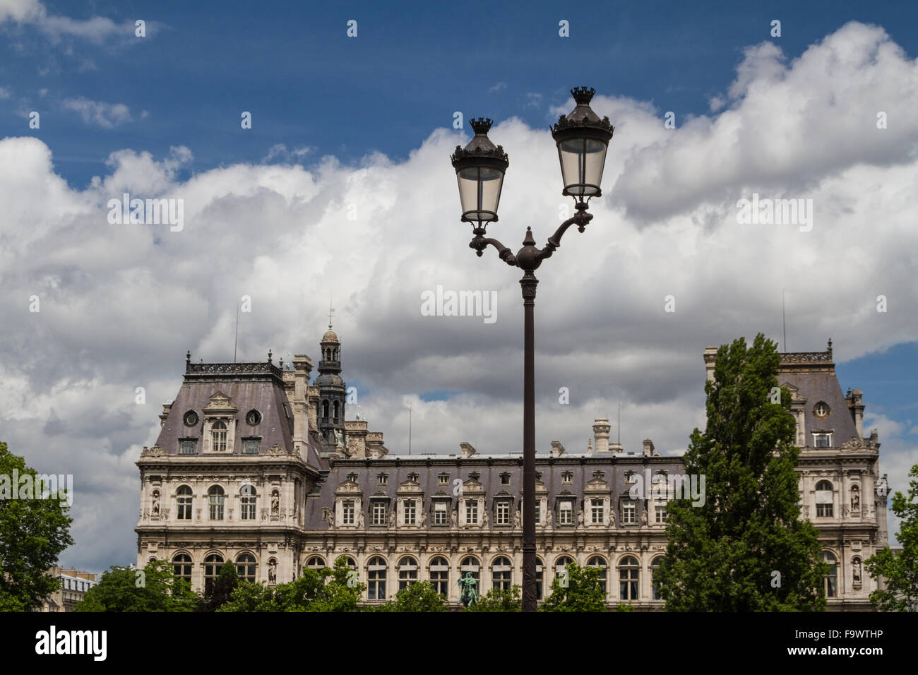 Historic building in Paris France Stock Photo - Alamy