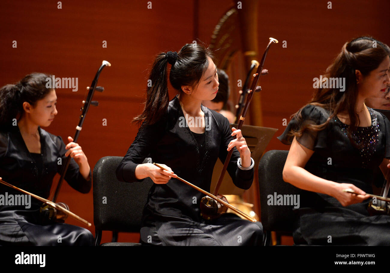 New York, USA. 18th Dec, 2015. Artists from the China National ...