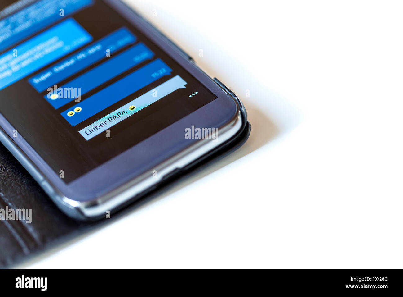 Smartphone with text message Stock Photo - Alamy
