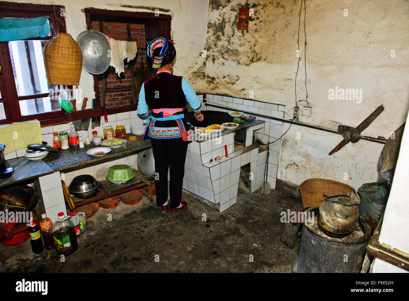 A local ethnic bai peoples village hi-res stock photography and images ...