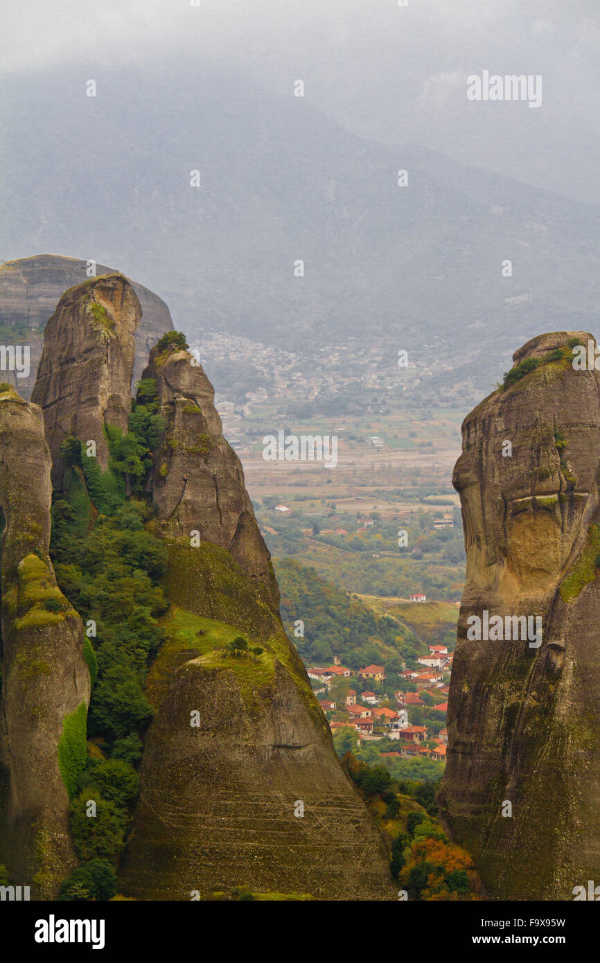 Meteora cliffs and monasteries Stock Photo - Alamy