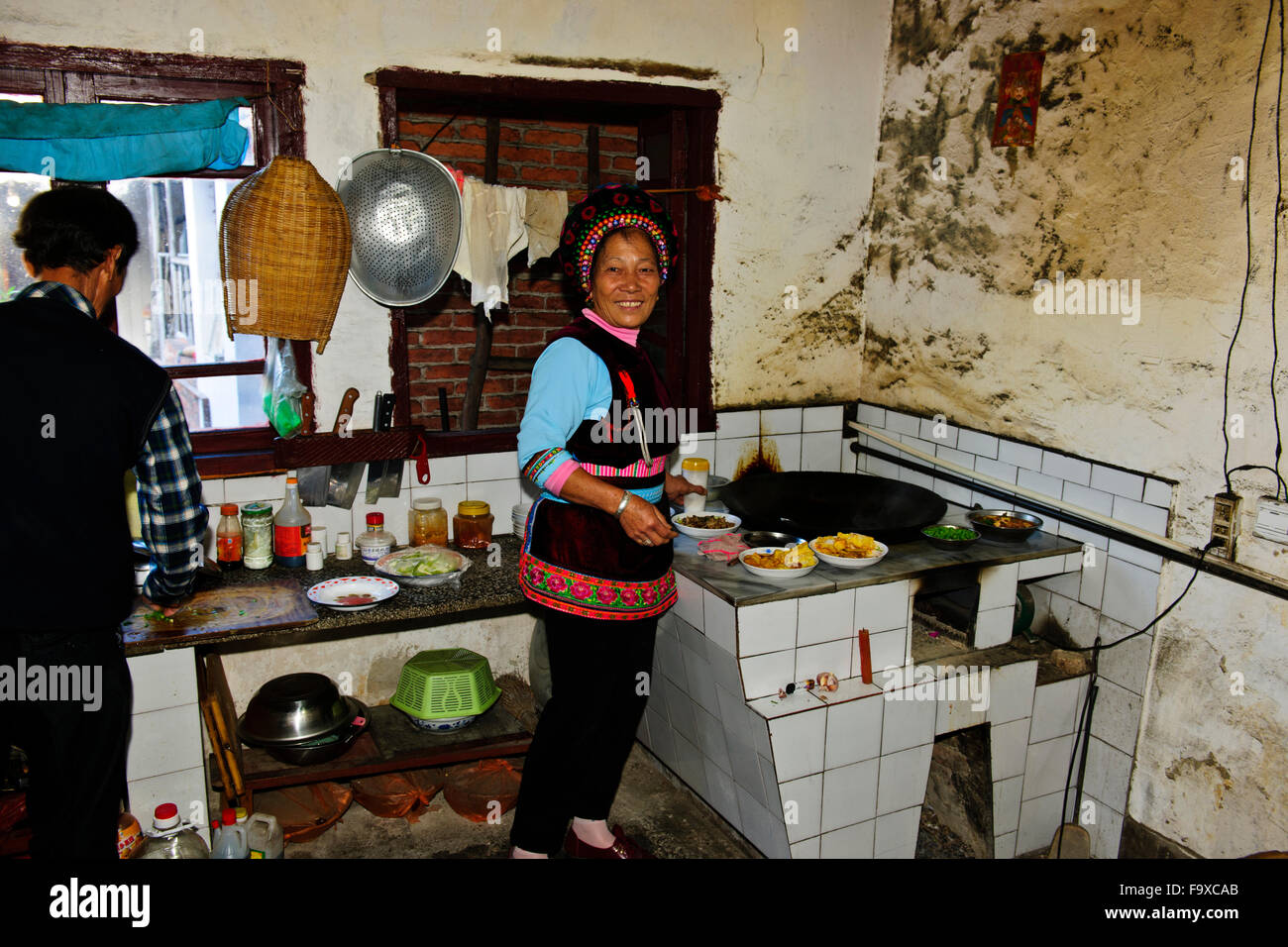 China tea house painting hi-res stock photography and images - Alamy
