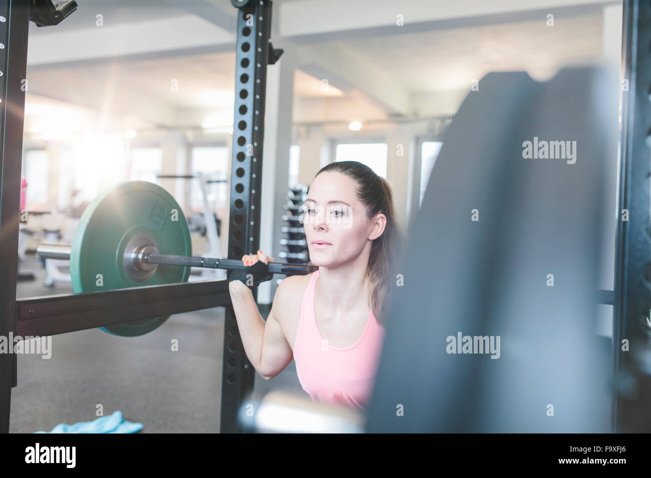 Squats rack hi-res stock photography and images - Alamy