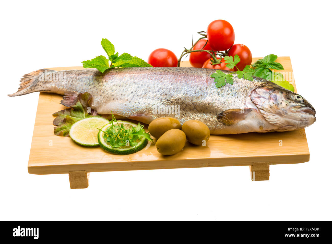 Fresh raw rainbow trout Stock Photo - Alamy