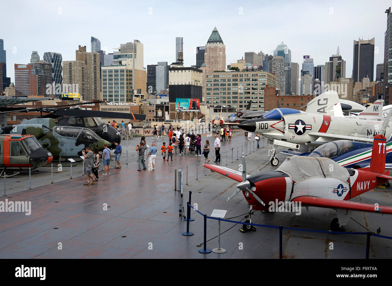 The flight deck of USS Intrepid aircraft carrier.Intrepid Sea, Air ...