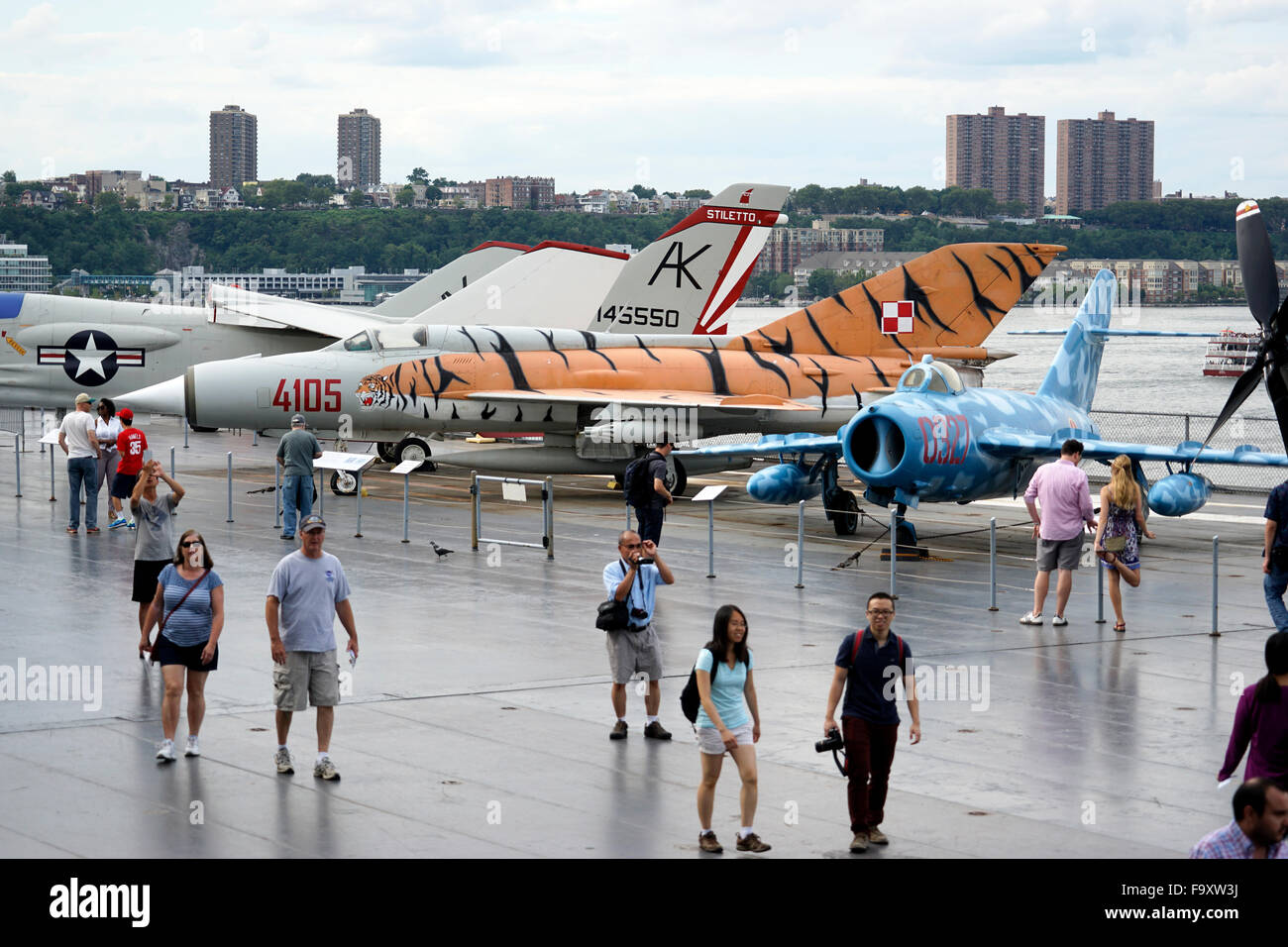 The flight deck of USS Intrepid aircraft carrier.Intrepid Sea, Air ...