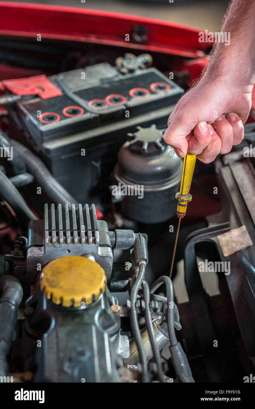 Service checking hi-res stock photography and images - Alamy