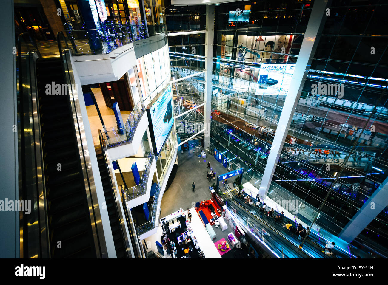 Bangkok city thailand shopping mall architecture hi-res stock ...