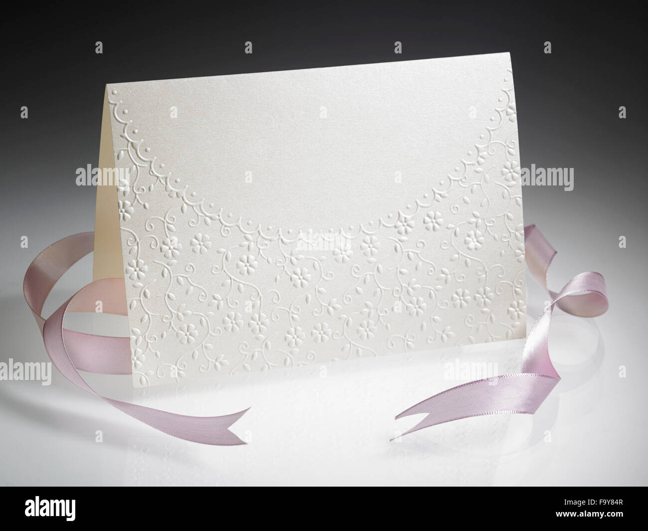 Blank greeting card hi-res stock photography and images - Alamy