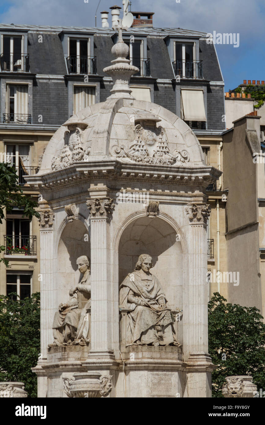 Historic building in Paris France Stock Photo - Alamy