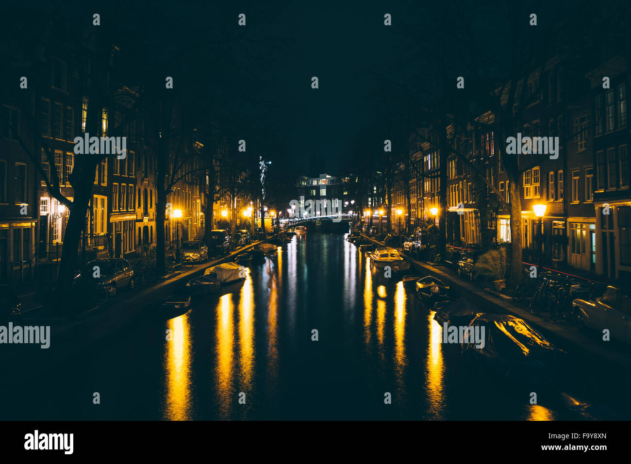 A canal at night, in Amsterdam, Netherlands Stock Photo - Alamy