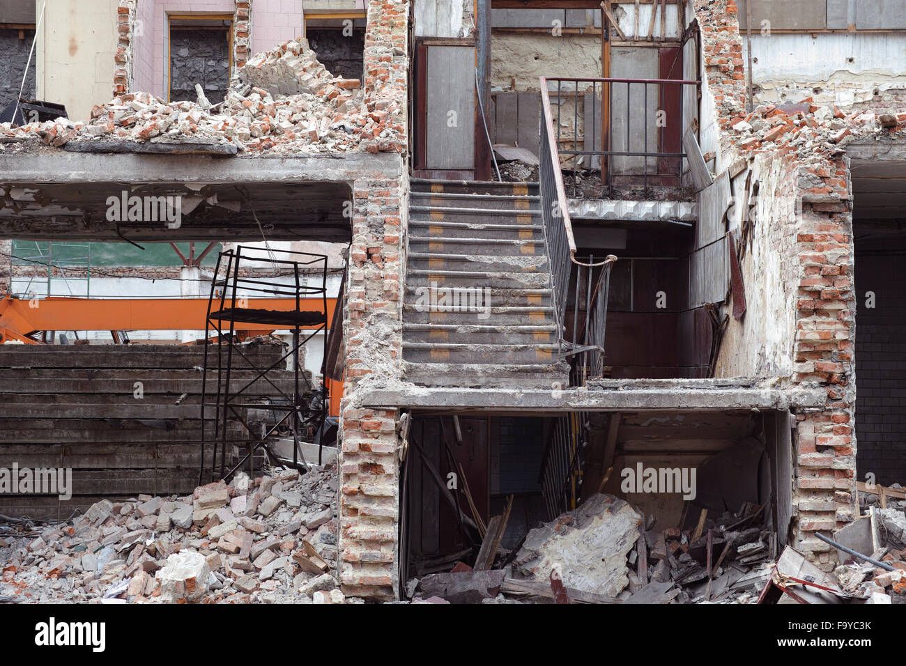 Abandoned Building. House destruction Stock Photo - Alamy