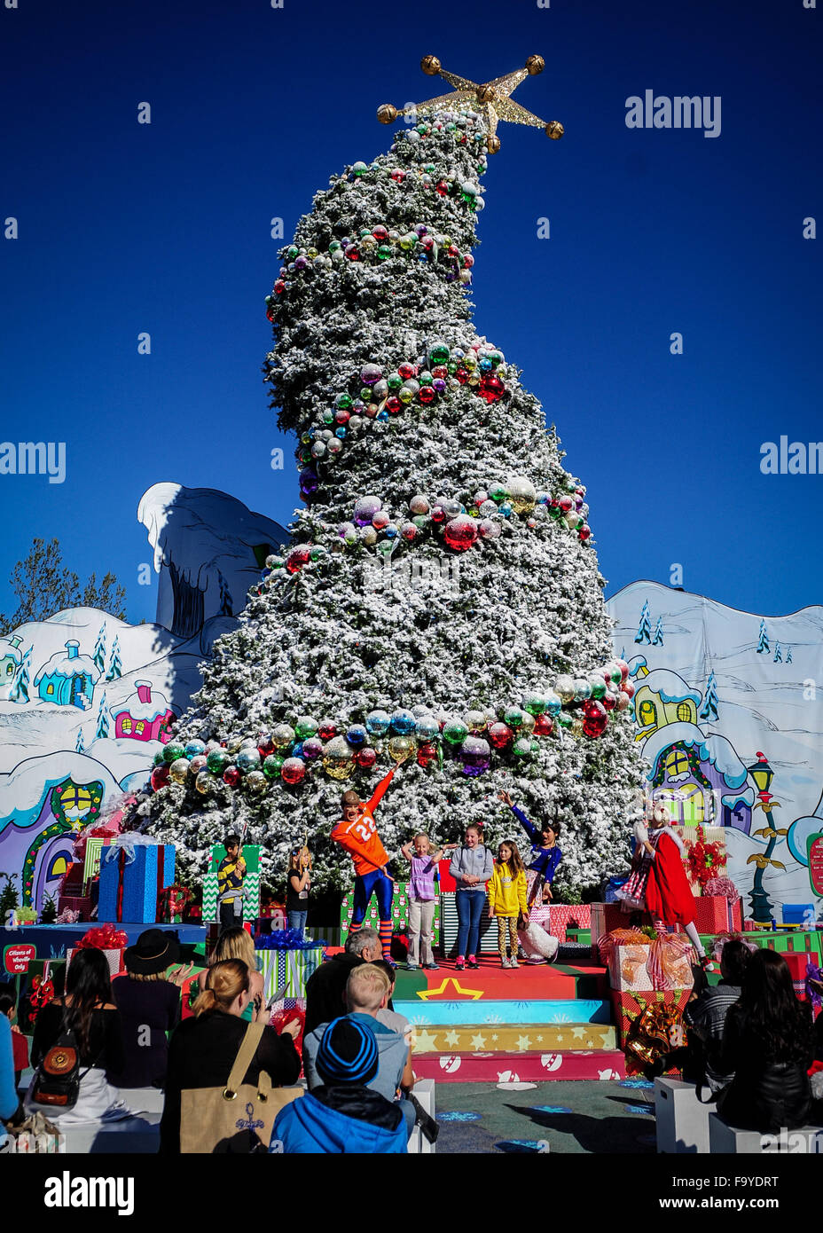 The Grinch Who Stole Christmas Movie Tree