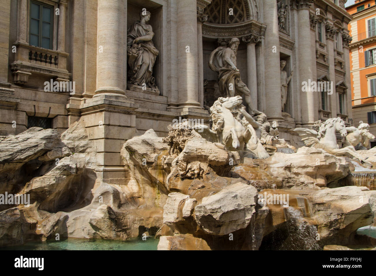 Fountain di Trevi - most famous Rome's fountains in the world. Italy ...