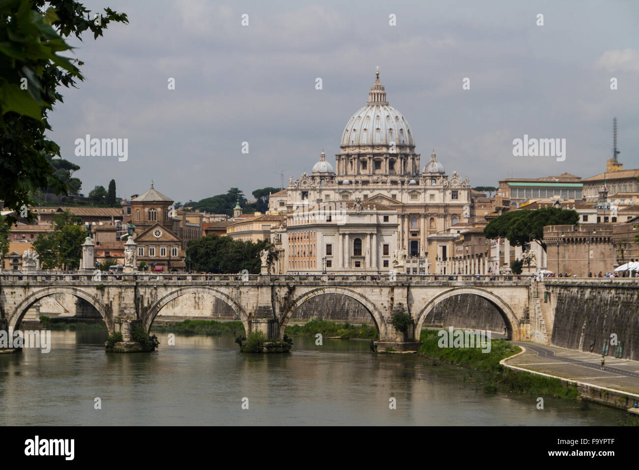 Basilica di San Pietro, Rome Italy Stock Photo - Alamy