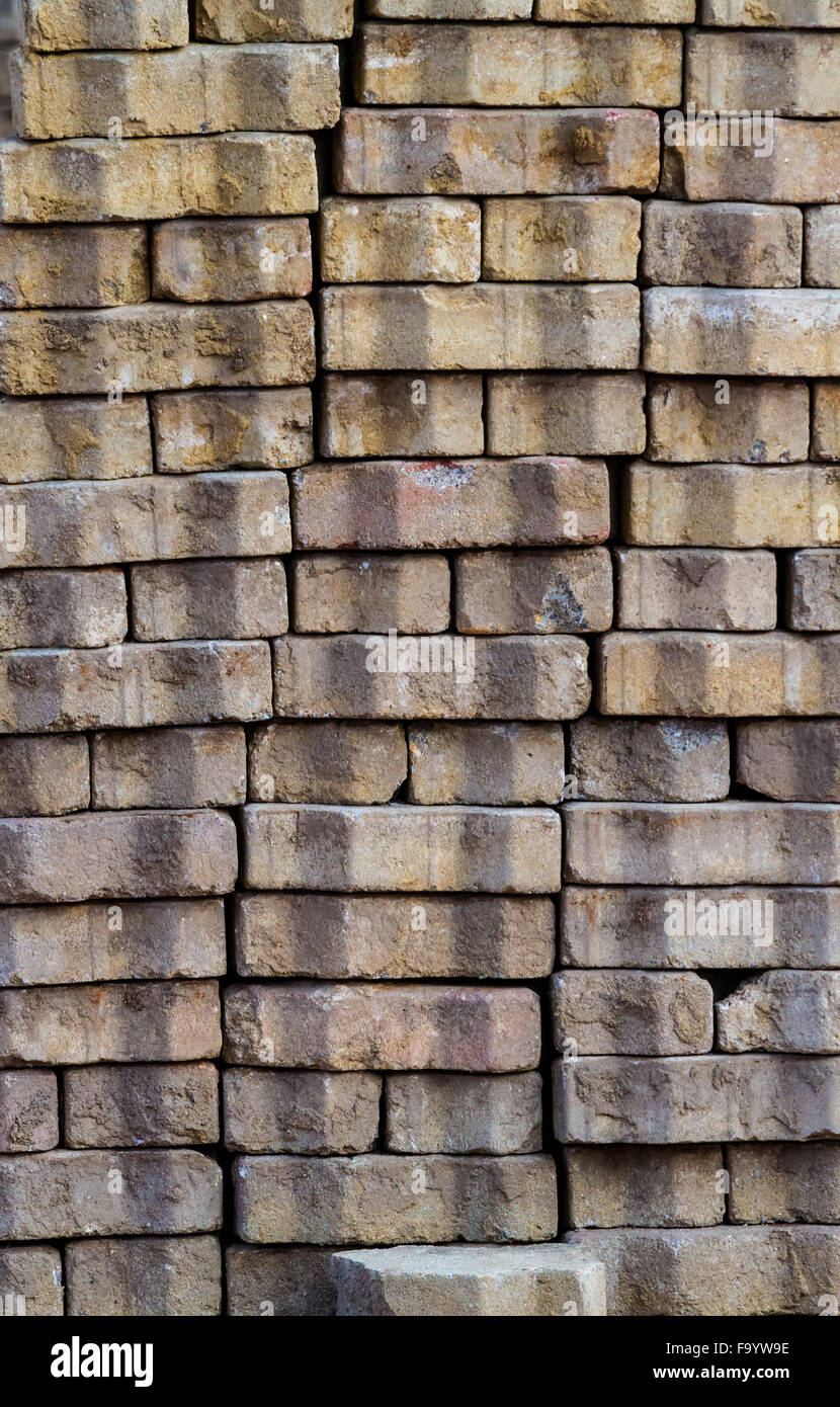 Interlocking bricks block hi-res stock photography and images - Alamy
