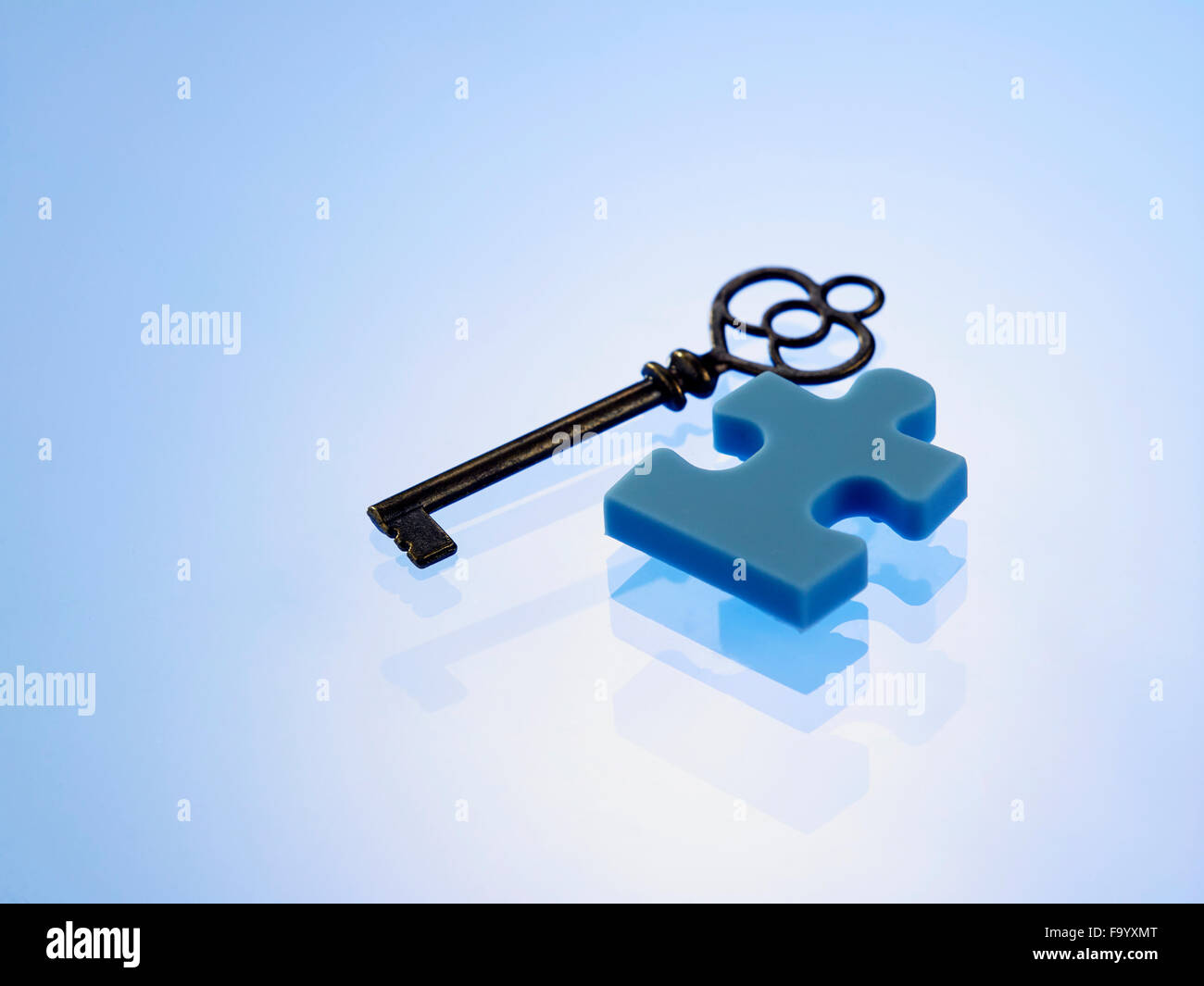Jigsaw puzzle key hi-res stock photography and images - Alamy