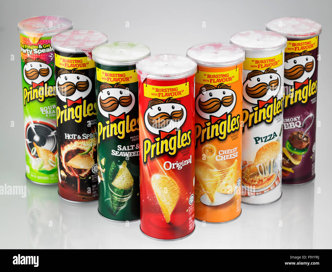 Pringles sour cream onion pringles hi-res stock photography and images ...
