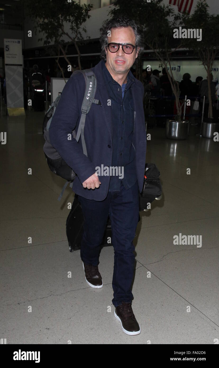 Mark Ruffalo and his wife Sunrise Coigney arrive at Los Angeles ...